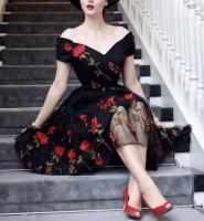 China Low Minimum Clothing Manufacturer Women'S Evening Off Shoulder Sleeveless Lace With Embriodery Dresses for sale