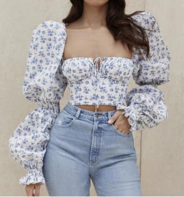 China Custom Apparel Factory Women'S Casual Floral Print Square Neck Back Zipper Bell Long Sleeve Crop Top Blouse for sale