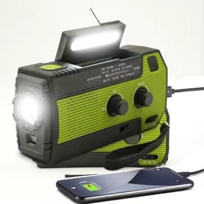 China Emergency Crank Weather Radio, 14800mwh Solar Crank, Portable AM/FM/NOAA, 3W Flashlight with 1 Mode and Reading Lamp for sale