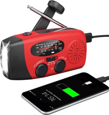 China Factory Wholesale Emergency Hand Crank AM/FM Portable Survival Radio with 2000Mah Power Bank Solar Phone Charger for sale
