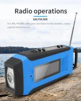 China 3 Charging Ways Solar Crank Powered Emergency AM/FM Radio with LED Digital Screen SOS Alarm Flashlight for sale
