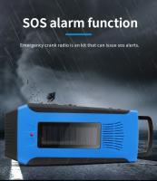 China 3 Charging Ways Solar Crank Powered Emergency AM/FM Radio with LED Digital Screen SOS Alarm Flashlight for sale