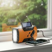 China OEM Odm Outdoor Solar Hand-crank Emergency Noaa Weather Noodradio with Ipx 3 Waterproof & Flashlight for Camping Hiking for sale