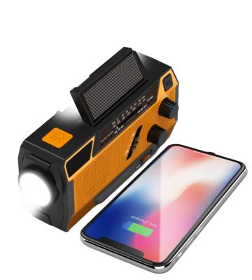 China 2000mAh Portable Emergency Rechargeable LED Dynamo Flashlight with Hand Crank Solar Power AM/FM/NOAA Weather Radio (Plastic) for sale