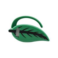 China Factory Wholesale Style Leaf Shaped Ear Mounted AM/FM Receiver Radio Polymer Lithium Battery Green Portable Rechargeable Radio for sale
