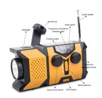 China Dynamo Nood Crank Powered LED Zaklamp AM FM NOAA Weather Radio with 2000mAh Battery for sale