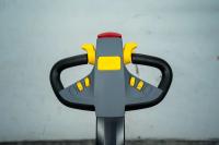 China Small  Electric Reach Truck Forklift 6m Lift Height With Double Scissor for sale
