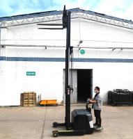 China High Efficiency Stand Up Reach Truck , Electric Reach Forklift 6.2m  Lift Height for sale