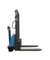 China Walkie Full Electric Pallet Stacker Forklift 1.5 Ton 125*40*35cm Flat Pallets Included for sale