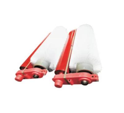 China Heavy-Duty Industrial Roller Brush Conveyor Cleaner for sale