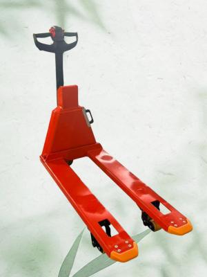 China Electric Weighing Pallet Jack 1.5 Ton Capacity Built-in Digital Scale 576mm Fork 0.5kg Accuracy for sale