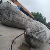 China Rubber Pneumatic Air Bags , Black Cylindrical Boat Launching Airbag for sale