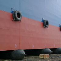 China Inflatable Rubber Balloon Ship Launching Marine Airbags For Dock Vessel for sale