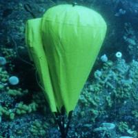 China Heavy Duty Reinforced Underwater Salvage Bags with 1-100 Tons Buoyancy and Corrosion Resistant Marine Salvage Airbags for sale
