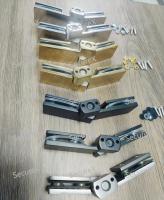 China Casting Brass Shower Door Hinges High Precision Erosion Resistant for sale