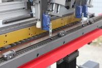 China Office Furniture Vertical Horizontal Wood Boring Machine 6 Head Woodworking Drilling Machine for sale