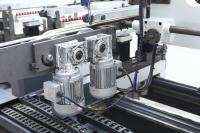 China Four Rows Woodworking Drilling Machine To Cut Wood Artificial Board 2840r Min for sale