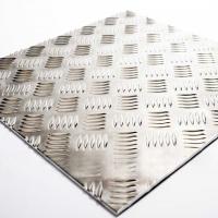 China 6061 Aluminum Diamond Tread Plate 0.6-1.2mm Bar Height, 0.2-300mm Thickness for Anti-Slip Flooring for sale