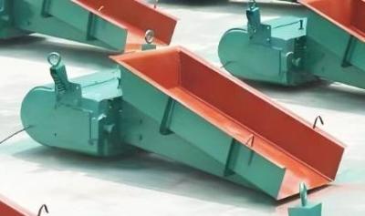 China GZ Series Electromagnetic Vibrating Feeder 6-18m/min Flow Rate Stainless Steel for sale