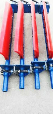 China Polyurethane Belt Cleaner YSQS Series 95% Cleaning Efficiency 0.5 kg for Conveyor Systems for sale