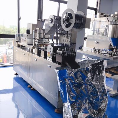 China Small Automatic Blister Packing Machine Pharmaceutical Equipment 380V 50HZ for sale