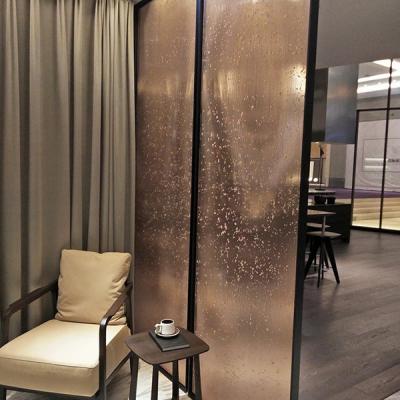 China Custom Weave Wire Fabric Laminated Glass For Ground Level Windows Doors for sale