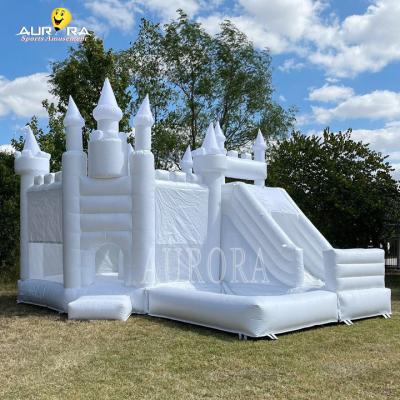 China Outdoor White Inflatable Bouncy Castle House Waterproof Material With Ball Pit for sale