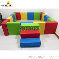 China Kids Indoor Playground Soft Play Equipment Ball Pit Customized Red Blue Green for sale