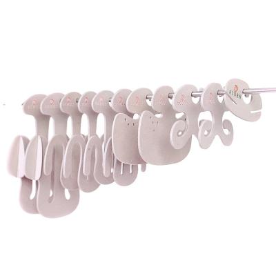 China FSC Certified Recycled Cardboard Hanger For Sandals Slippers Retail Display Customizable for sale