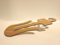 China Sustainable Brown Cardboard Sandal Display Hooks | Custom Printed Footwear Hangers for sale