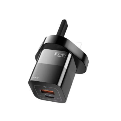 China Essager 33W UK Plug PD Fast Charger with Digital Display - Dual USB-C Ports Travel Wall Charger for sale
