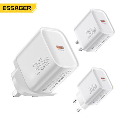 China ESSAGER ES-CD52 PD 30W USB-C Wall Charger with 110-240V Input and Multiple Plug Options for Fast Device Charging for sale