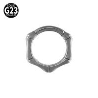 China Luxury Geometric Pentagon Clicker Hoop Ring Elegant Polygon Seamless Clicker Ring  Modern Geometric Cartilage Hoop Jewelry  Premium Five-Sided Gold Piercing Ring for sale