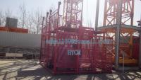 China 2tons Building Material Hoist 24m Height 380V 50Hz Double Cage Construction Elevator for sale
