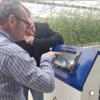 China Greenhouse Salt Concentration Tester EC Wireless Photovoltaic Sensor for sale