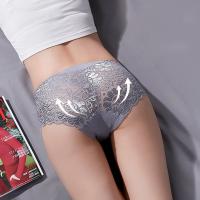 China Hot Sale Lady&prime;s MID Waist Underpants Plus Size Lace Panties Hiphuggers High Elasticity Undergarments for sale