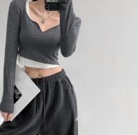 China Spice Girl Two-Piece Patchwork Color Small V-Neck Long-Sleeved T-Shirt Women&prime;s Spring Slim Show Short Crop Top for sale