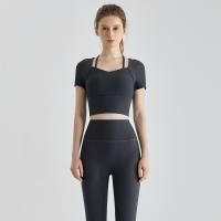 China 2023 New Yoga Clothing Set Summer Fashion Fine Thread Outside to Wear Fitness Running Sportswear Set Two-Piece for sale