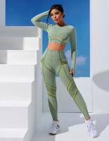 China Plus Size Sports Wear Clothing Seamless Activewear Set Long Sleeved for sale