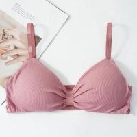 China Women Wholesale Bralette Ladies Deep V Sexy Girl Cotton Comfortable Pad Seamless Bra for sale