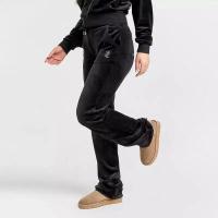 China Winter Wear Outfit Female Sweatsuit Set Street Wear Thick Cotton Rhinestone Velour Women Tracksuit for sale