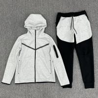 China Men Joggers Sets Tracksuit Sportswear for Mens Sets Training Wear /Custom Gym Comfortable Mens Tracksuit for sale