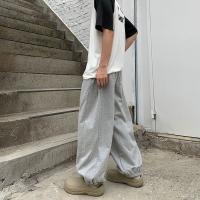 China Custom Loose Sport Pant Stylish High Waist Pockets Pant for Men for sale