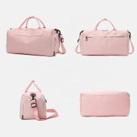 China Outdoor Unisex Large Duffel Bag Waterproof Gym Travel Tote Custom Logo 50L for sale
