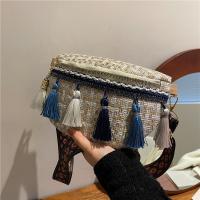 China Tassel Decor Adjustable Strap Waist Bag 21.5x15.5cm Plaid Pattern Waterproof Cycling Bum Bag OEM for sale