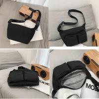 China Sympathy Casual Sport Shoulder Chest Bag Waterproof Nylon 34x10x22cm Men Women Waist Bag for sale