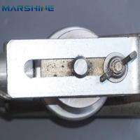 China 5kn Rated Load Aluminum Alloy Roller Sheave Pulley Block for Angled Crossarm Mounting for sale