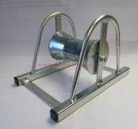 China Aluminum Steel Pipe Support Cable Ground Roller Electrical Power Cable Roller Pulley for sale