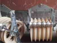 China Galvanized Transmission Conductor Pulley Stringing Block With Welding Aluminum Sheave for sale