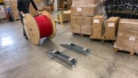 China Cable Roll Reel Drum Roller Jacks Stand For Manufacturing And Construction for sale